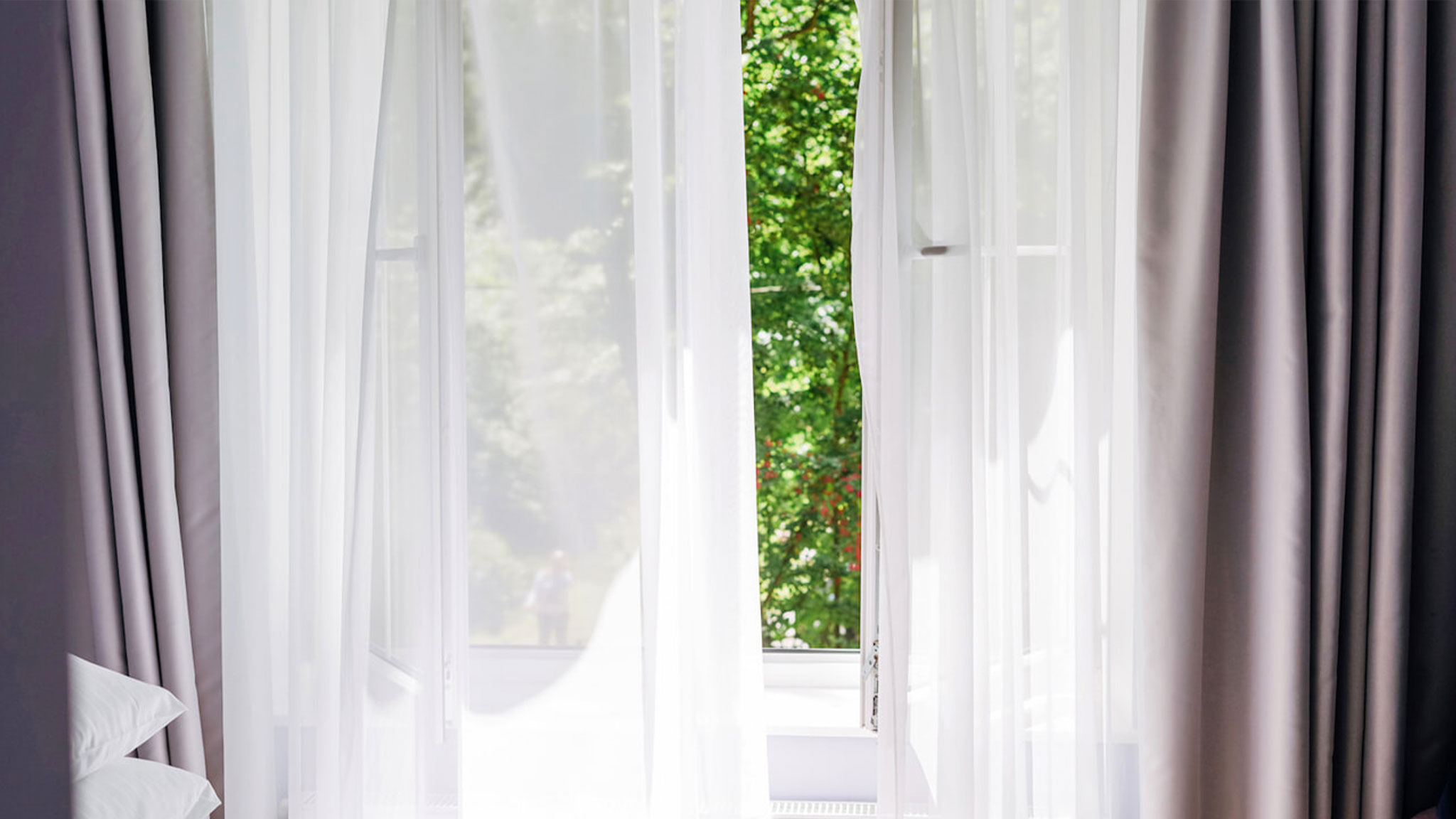 Tende: idee per appenderle nel modo corretto! - Vivere lo Stile